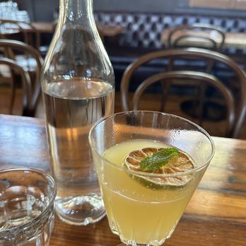 KIMBALL HOUSE - Updated August 2024 - 1132 Photos & 680 Reviews - 303 E ...