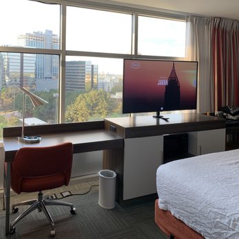 HAMPTON INN & SUITES ATLANTA MIDTOWN - Updated April 2025 - 251 Photos ...