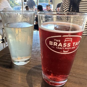 THE BRASS TAP - Updated November 2025 - 412 Photos & 346 Reviews - 705 ...