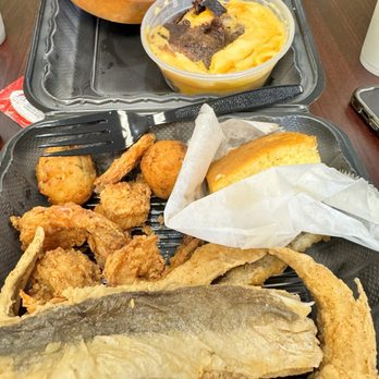 MS GIRLEE’S KITCHEN - Updated December 2025 - 71 Photos & 74 Reviews ...