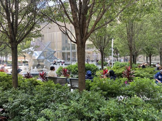 SILVERSTEIN FAMILY PARK FOUNTAIN - Updated September 2025 - 10 Photos ...