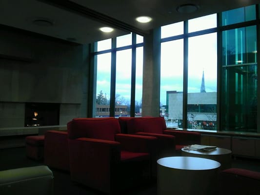 WHITBY PUBLIC LIBRARY - Updated October 2025 - 11 Photos - 405 Dundas ...