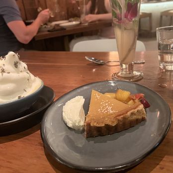 EMA - 3015 Photos & 1620 Reviews - 74 W Illinois St, Chicago, Illinois ...