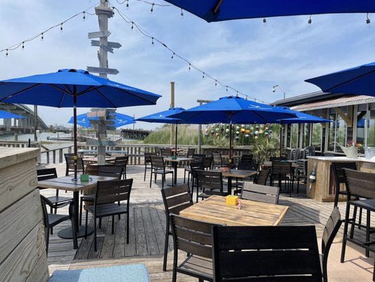 LAZY BASS BAYSIDE GRILL - Updated September 2024 - 38 Photos & 46 ...