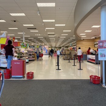 TARGET - Updated July 2025 - 58 Photos & 46 Reviews - 1907 E Victory Dr ...