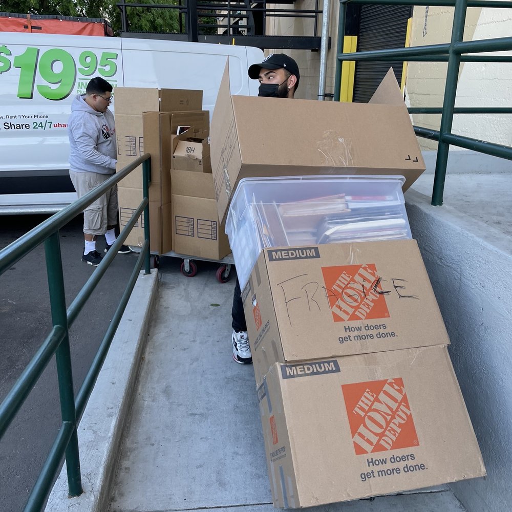 Packing and shipping near me store