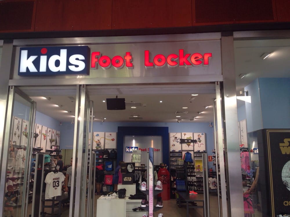 KIDS FOOT LOCKER - C.C. Maquinista, Barcelona, Spain - Shoe Stores ...