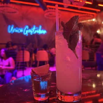 UNICO GASTROBAR - Updated January 2026 - 104 Photos & 36 Reviews - 937 ...