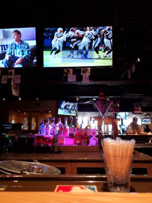 AJ GATOR’S SPORTS BAR & GRILL - 53 Photos & 64 Reviews - 9575 Shore Dr ...