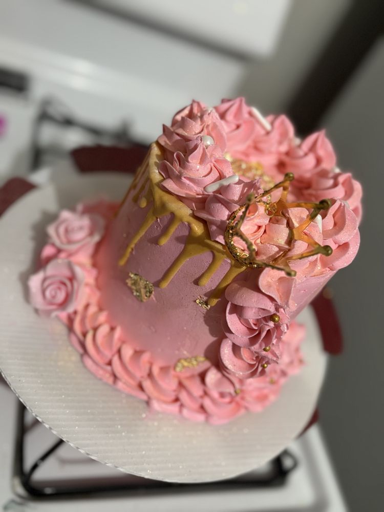 Kayla Cakes, Kansas City | Roadtrippers