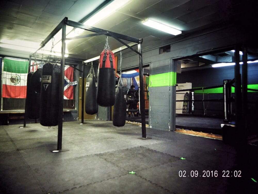 TOPEIRA BOXING CLUB - 12 Photos & 12 Reviews - 2710 W Alameda Ave ...