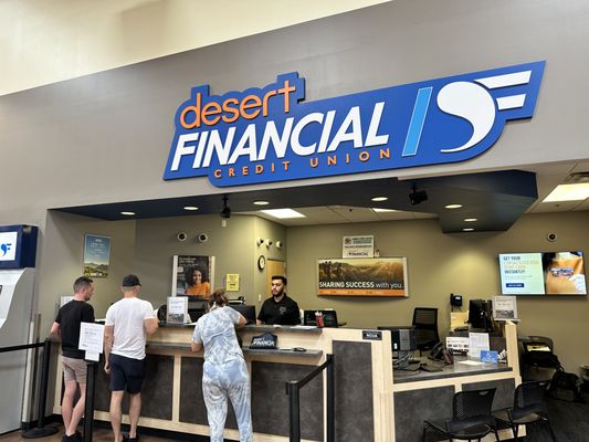 DESERT FINANCIAL CREDIT UNION - Updated October 2025 - 27 Photos - 985 ...