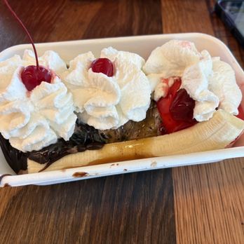 HOWLING COW DAIRY EDUCATION CENTER AND CREAMERY - Updated May 2025 ...