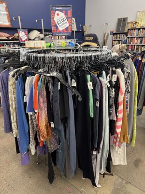 GOODWILL STORE & DONATION CENTER - Updated January 2026 - 19 Photos ...