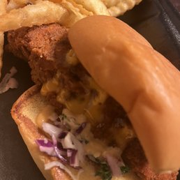 DAVE’S HOT CHICKEN - Updated November 2025 - 103 Photos & 117 Reviews ...
