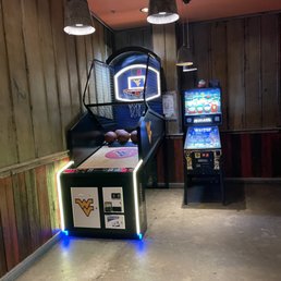 HIGHLINE RXR - Updated October 2025 - 221 Photos & 407 Reviews - 2010 ...