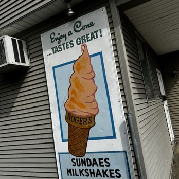 ROGER’S PLACE - Updated September 2025 - 34 Photos & 26 Reviews - 1016 ...