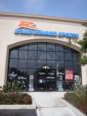 ROAD RUNNER SPORTS - 80 Photos & 432 Reviews - 24291 Avenida De La ...