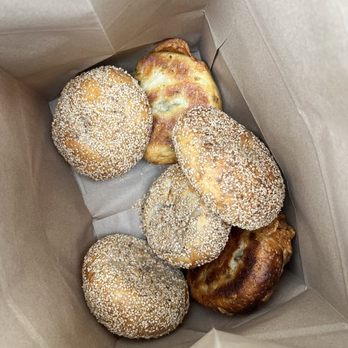 LAYLA BAGELS AND COFFEE - Updated November 2024 - 962 Photos & 556 ...