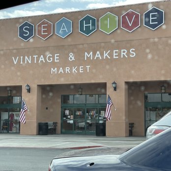 SEA HIVE STATION - 216 Photos & 58 Reviews - 2750 Dewey Rd, San Diego ...