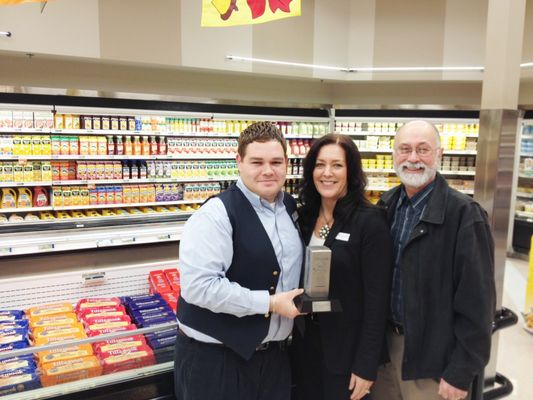 MCCHORD FIELD COMMISSARY - 15 Photos & 10 Reviews - Grocery - 577 ...