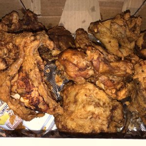 PRIMO’S PIZZERIA - Updated May 2024 - 106 Reviews - 33521 7 Mile Rd ...