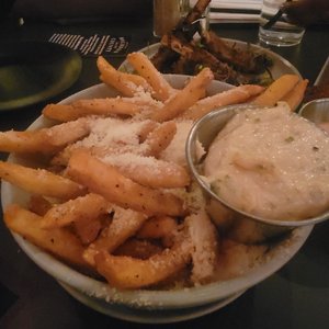 STACKS BAR & GRILL - 399 Photos & 436 Reviews - 175 Lincolnway ...