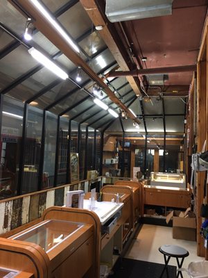 PAWN KING - SPRINGFIELD - Updated December 2025 - 13 Photos - 107 W ...