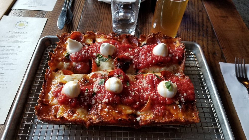 PAULIE GEE’S LOGAN SQUARE - 571 Photos & 490 Reviews - 2451 N Milwaukee ...