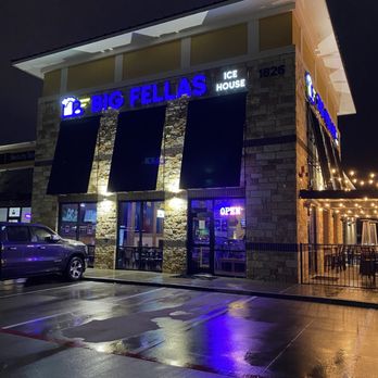 BIG FELLAS ICE HOUSE - Updated December 2025 - 69 Photos & 71 Reviews ...