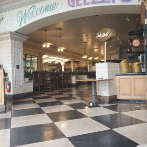 GEEZERS - 629 Photos & 645 Reviews - 12120 Telegraph Rd, Santa Fe ...