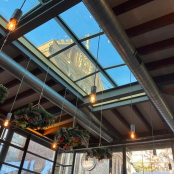 BYWARD KITCHEN & BAR - Updated September 2024 - 232 Photos & 124 ...