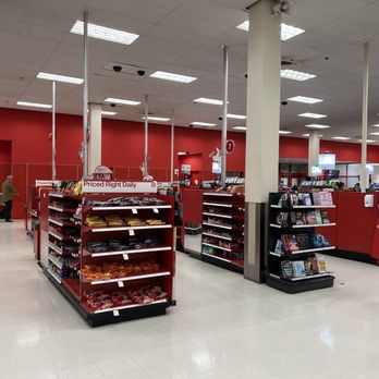 TARGET - Updated July 2024 - 411 Photos & 418 Reviews - 5711 Sepulveda ...