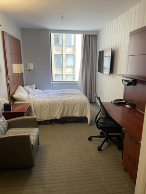 CLUB QUARTERS - Updated June 2025 - 117 Photos & 245 Reviews - 111 W ...