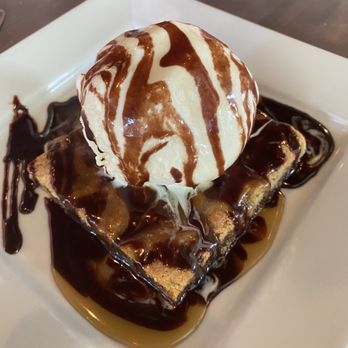 TRUFFLES CAFE - Updated March 2025 - 144 Photos & 368 Reviews - 71 ...