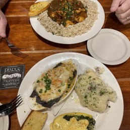 Reserve now at Pearls Oyster Bar - Bars - Updated June 2025 - 446 ...