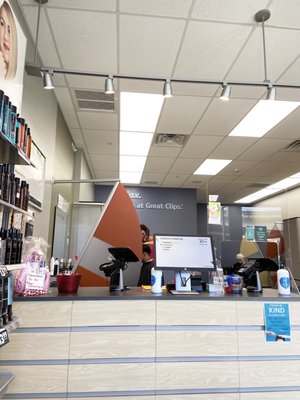 GREAT CLIPS - Updated December 2025 - 27 Photos & 53 Reviews - 4210 ...