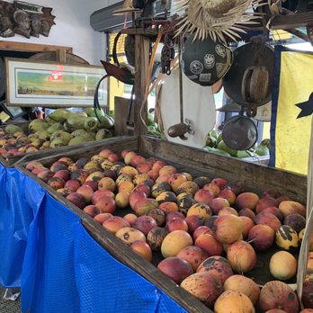 LOS PINARENOS FRUTERIA - Updated October 2025 - 247 Photos & 102 ...