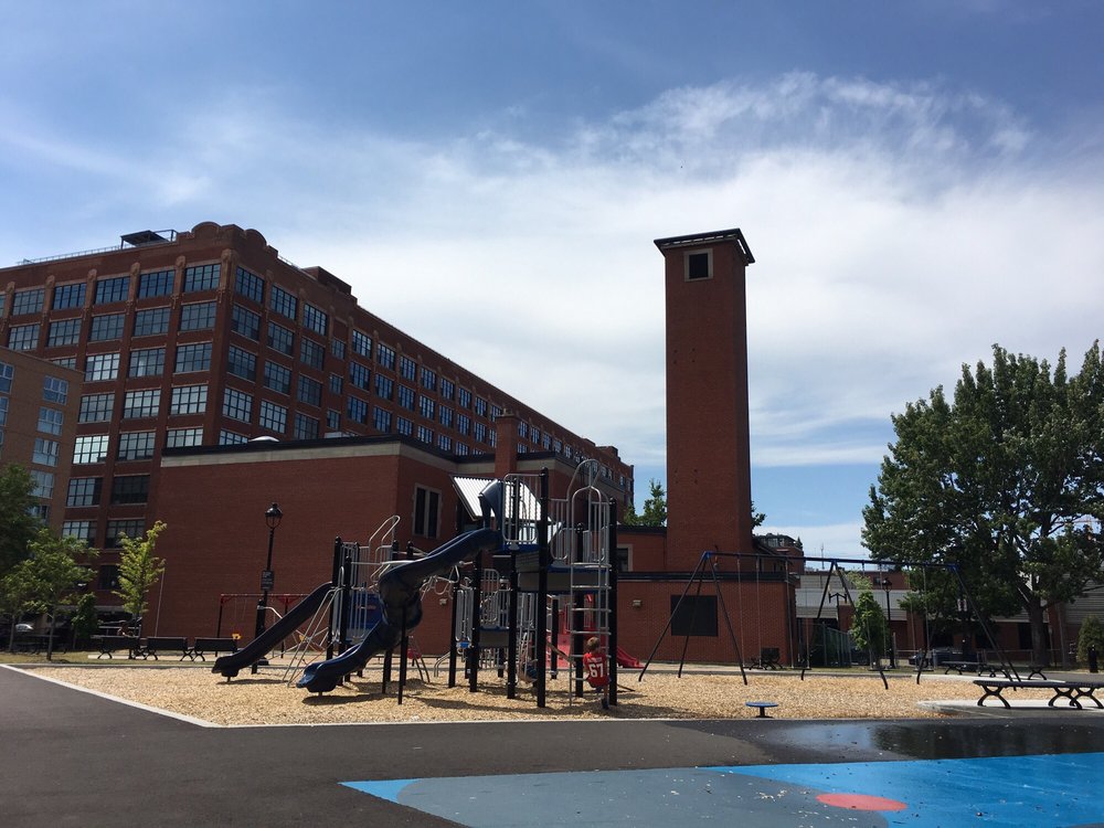 PARC JOE-BEEF - Updated December 2025 - 1659 Rue Centre, Montréal ...