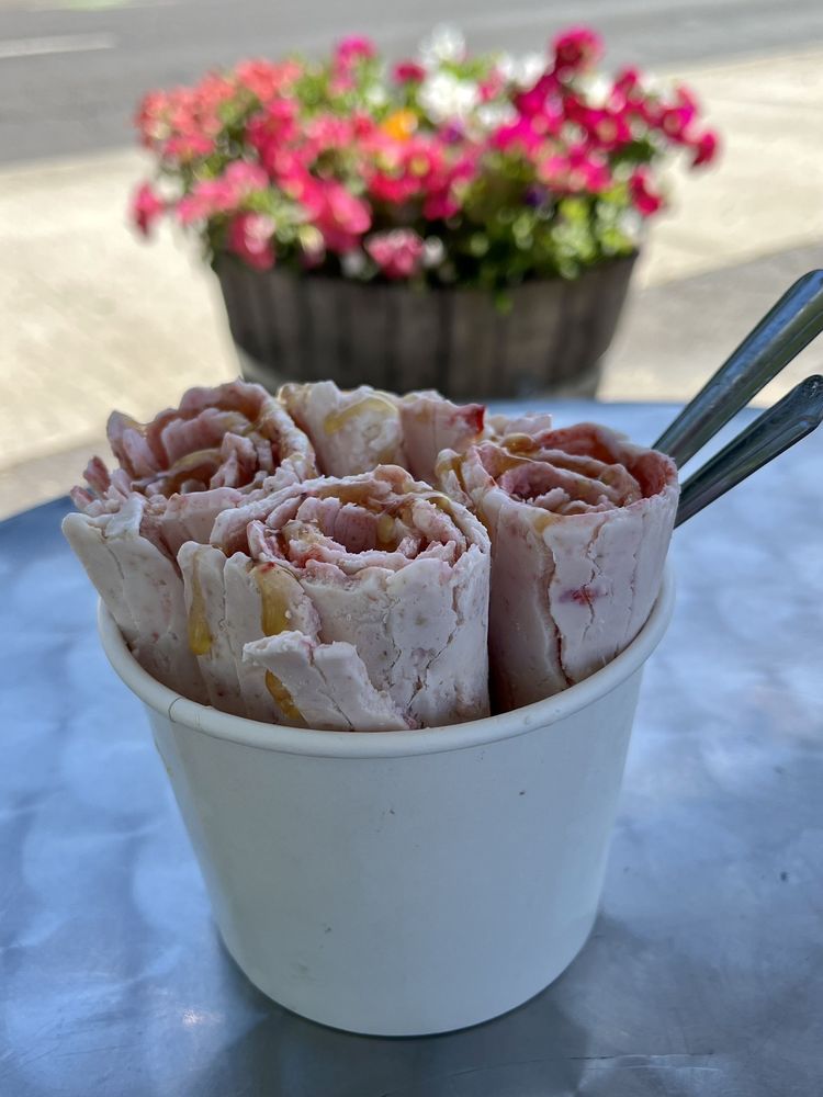 DREAMS ROLLED ICE CREAM - TEMP. CLOSED - Updated October 2025 - 21 ...