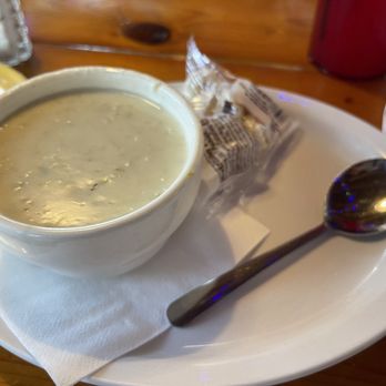 HERBIE’S BAR AND CHOWDER HOUSE - Updated June 2024 - 460 Photos & 560 ...