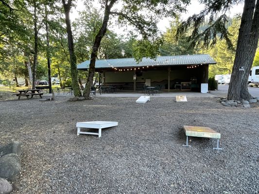 CASEY’S RIVERSIDE RV PARK - Updated December 2025 - 37 Photos & 26 ...