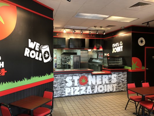 STONER’S PIZZA JOINT - Updated November 2025 - 36 Photos & 88 Reviews ...