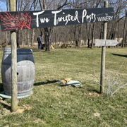 TWO TWISTED POSTS WINERY - 97 Photos & 59 Reviews - Wineries - 12944 ...