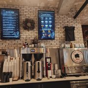 TRADESMAN COFFEE SHOP & LOUNGE - 586 Photos & 266 Reviews - 58 ...