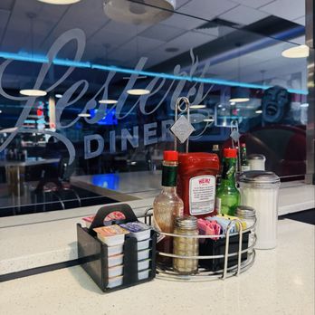 LESTER’S DINER - Updated May 2025 - 964 Photos & 958 Reviews - 250 W ...