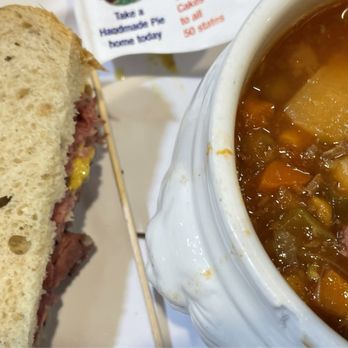 CHICK & RUTH’S DELLY - Updated August 2024 - 1280 Photos & 1206 Reviews ...