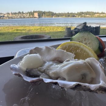 THE PORTSIDE RESTAURANT - Updated December 2025 - 251 Photos & 258 ...