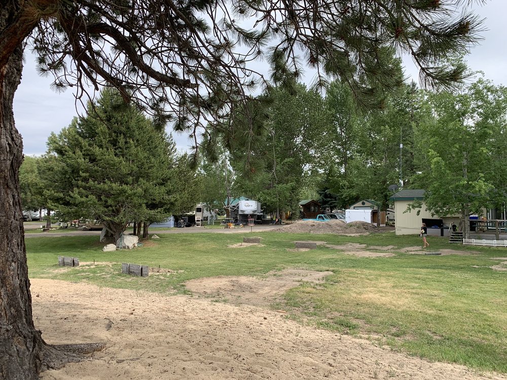 WATERS EDGE RV RESORT - 13 Photos & 11 Reviews - 620 N Main St, Cascade ...