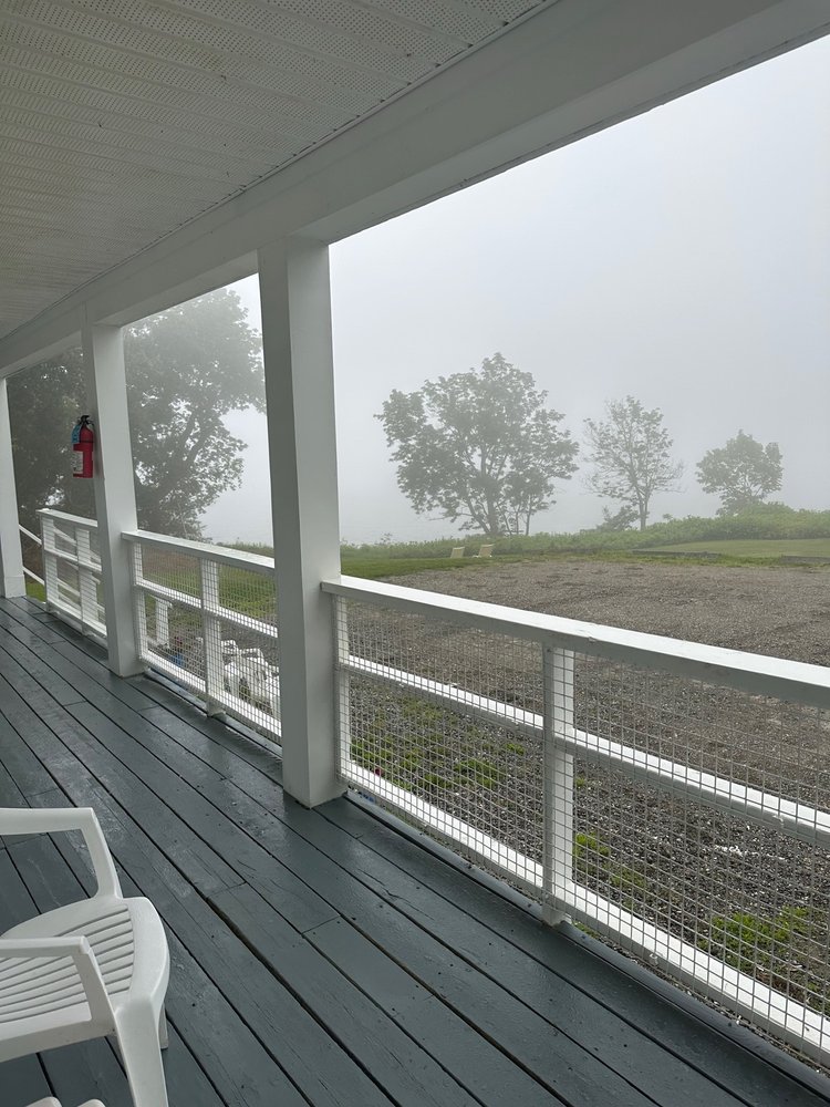 THE HIGH TIDE INN - 29 Photos - 505 Belfast Rd, Camden, Maine - Hotels ...